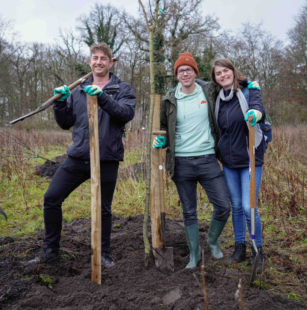 Plant bomen met jouw bedrijf - Natuur en Milieu Overijssel
